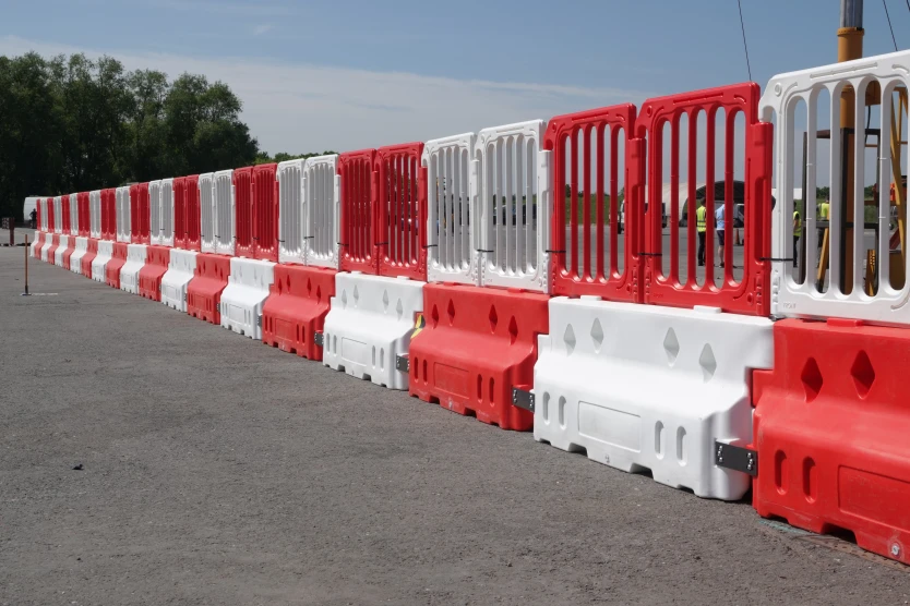 Defender50 Traffic Barrier | Altrad Generation